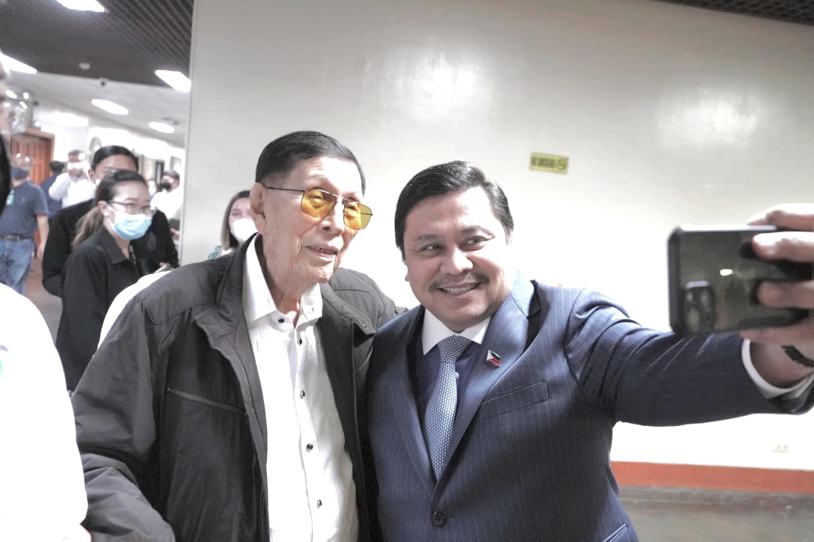 With Manong Johnny “JPE” Enrile at the Senate – Jinggoy Ejercito Estrada