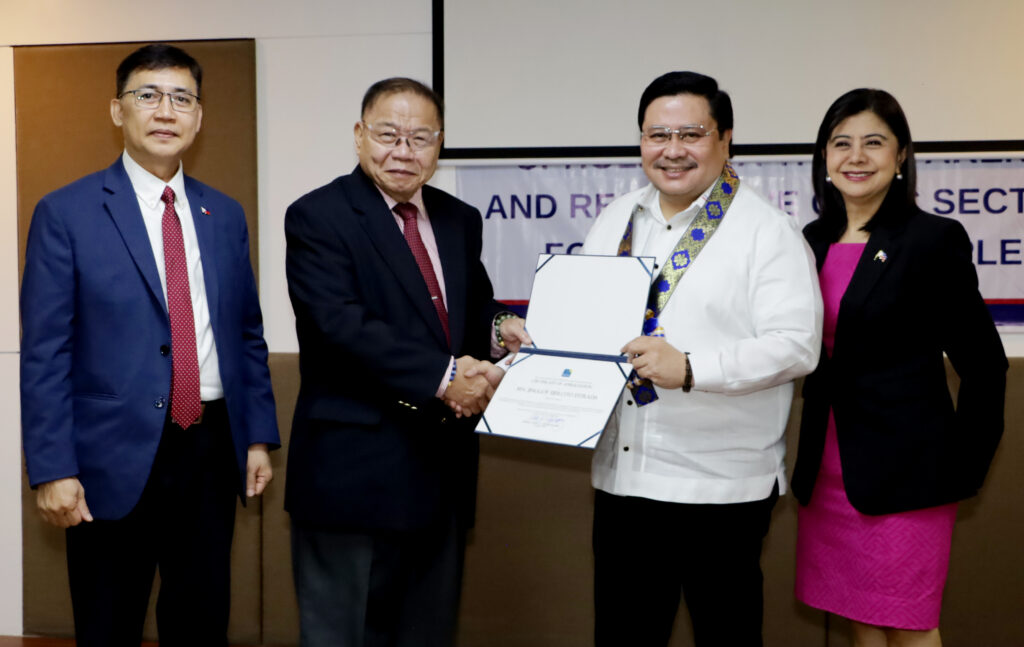PHOTOS: Governance Commission for GOCCs Flag Ceremony – Jinggoy ...