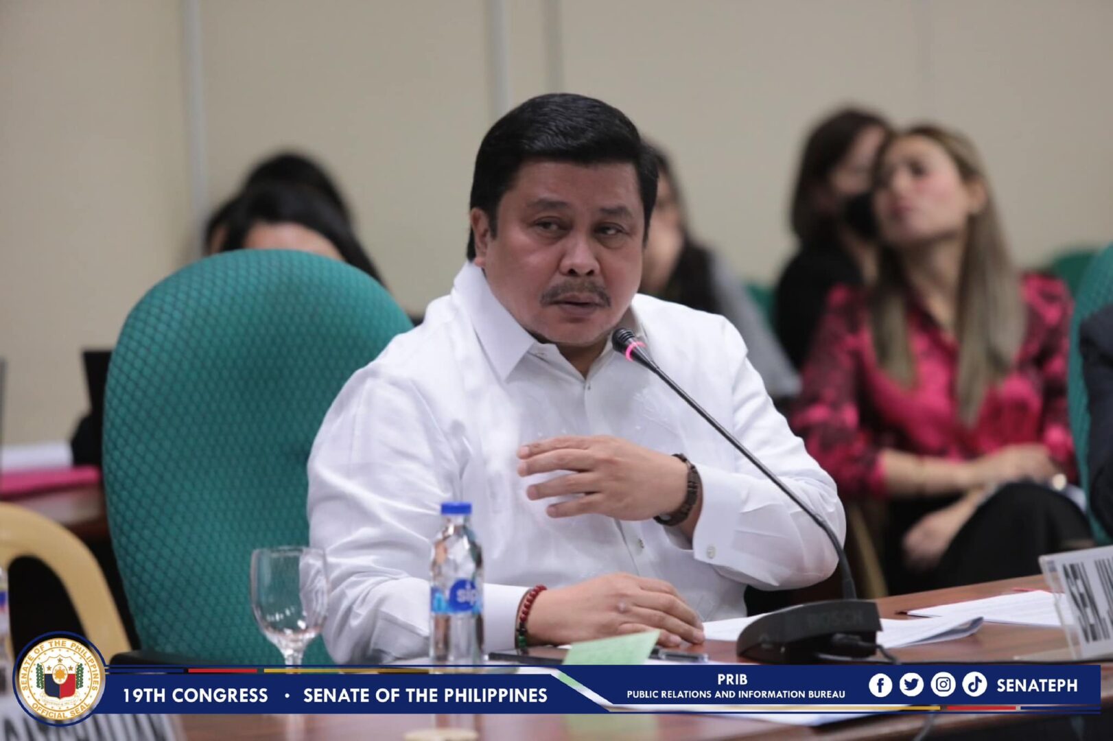 PRIB PHOTO: Enhance OFW orientation – Jinggoy Ejercito Estrada