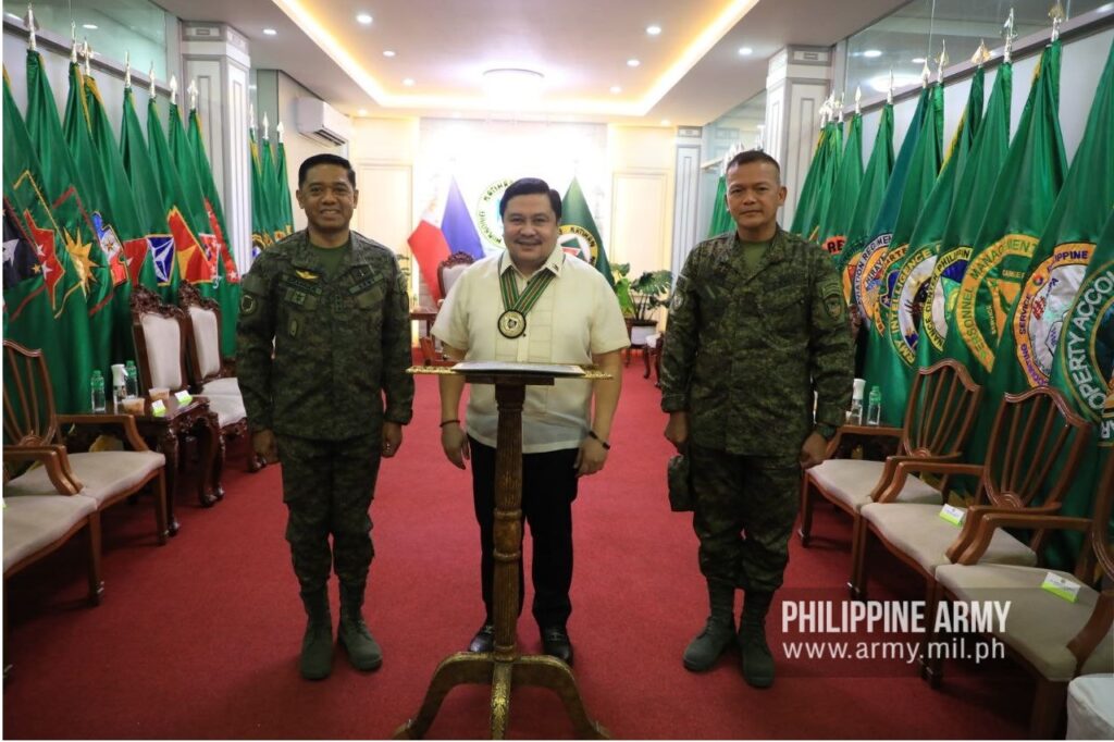 PH ARMY: Senator Jinggoy Ejercito Estrada visits Philippine Army – Jinggoy Ejercito Estrada