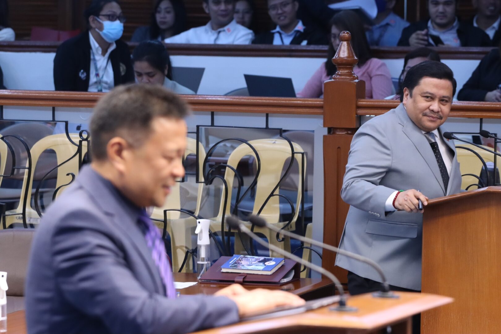 PHOTO RELEASE: Epic moment in the Senate – Jinggoy Ejercito Estrada